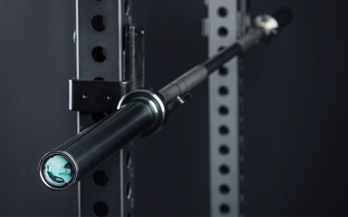 8 Best Budget Barbells (2025): Cheap Barbells That Don't Suck - Revgear ...